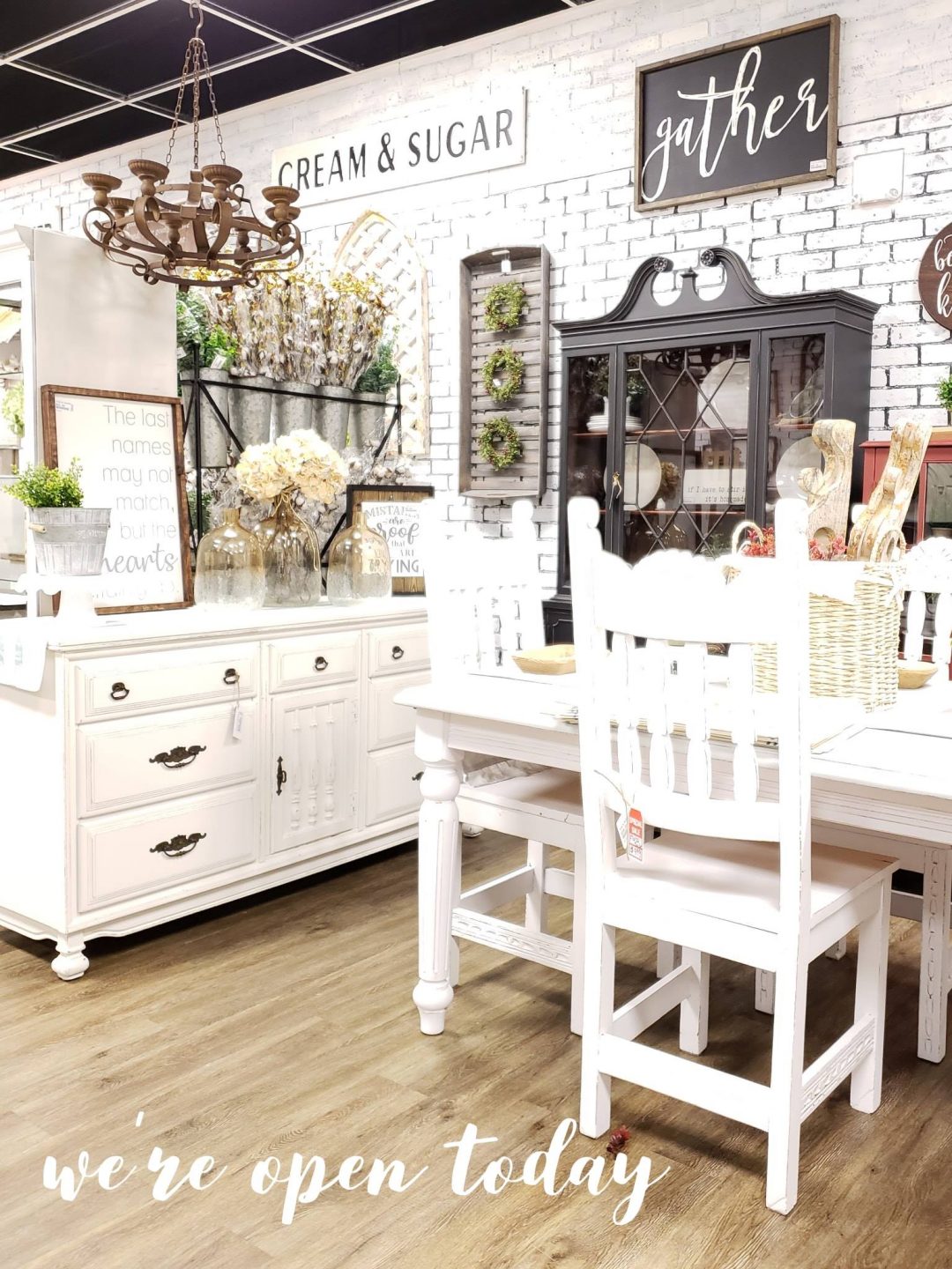 Home Store Booth Styling and Biz Tips to inspire you