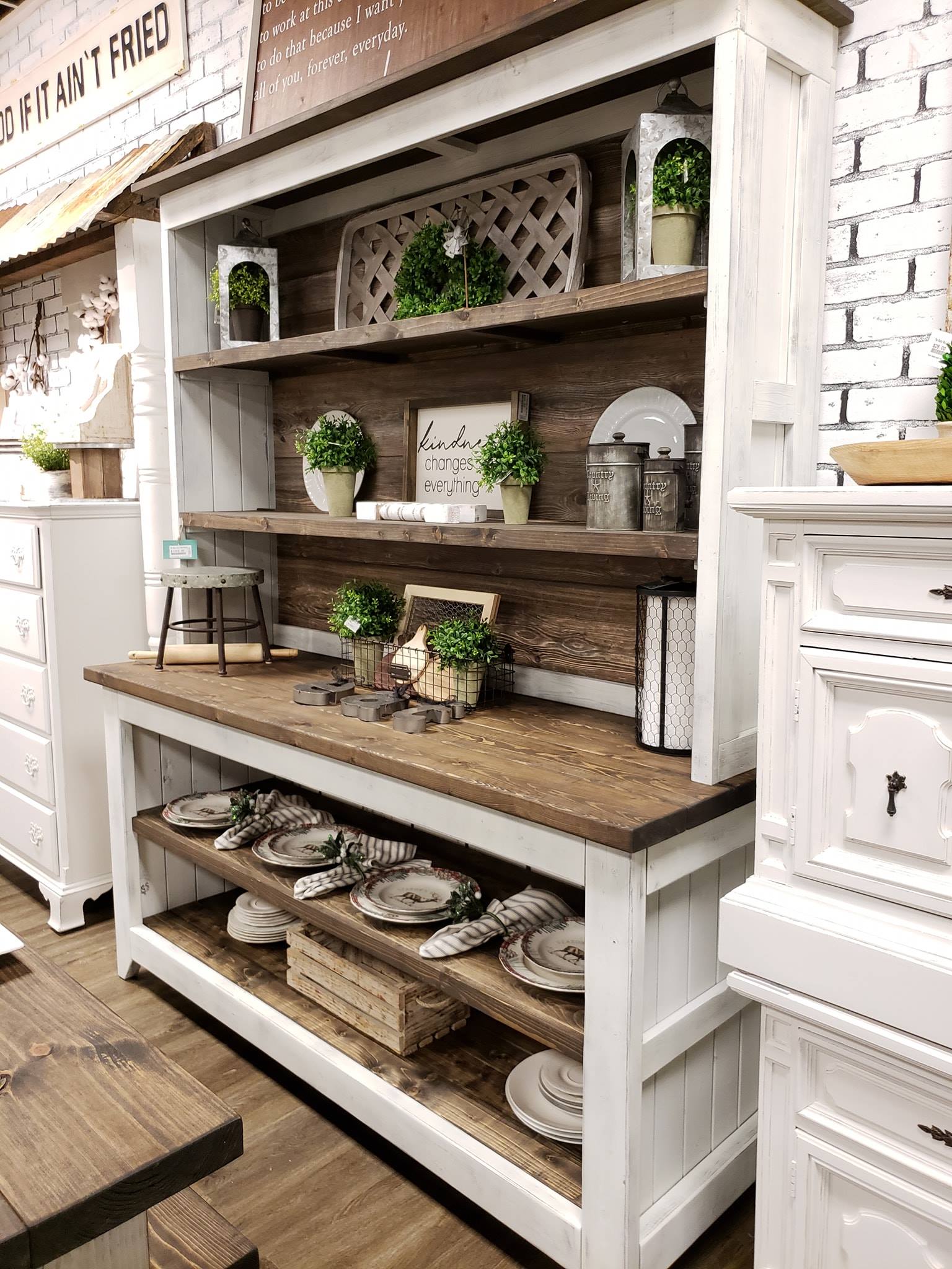 Home Store Booth Styling and Biz Tips to inspire you