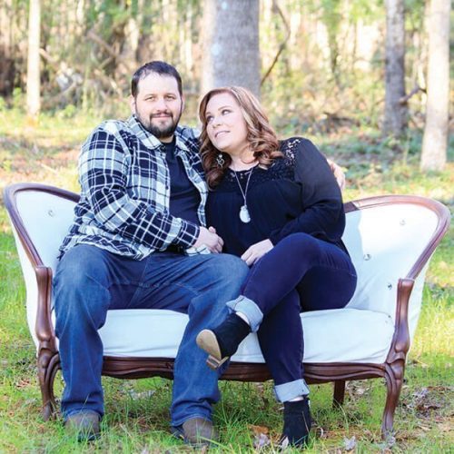 Amber Strong is a DIY Home AND Decor Blogger Influencer