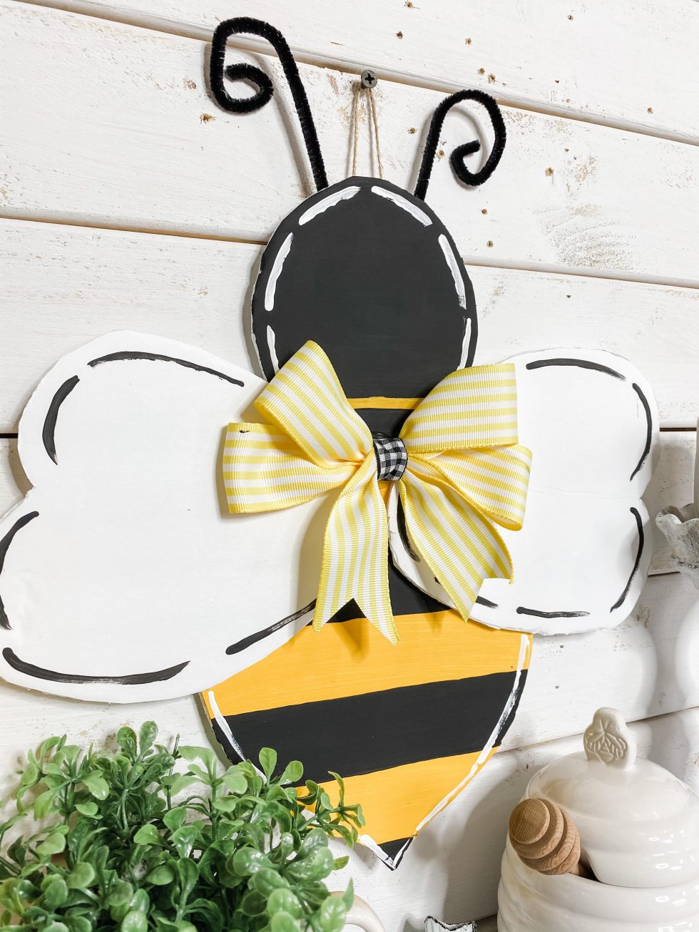 Get Your Free Bumble Bee Door Hanger Template