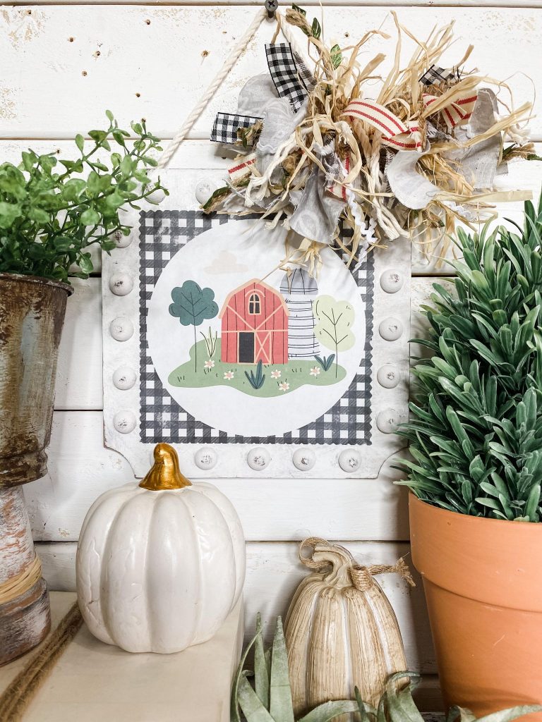Get these Free Fall Farmhouse Printables to create decor