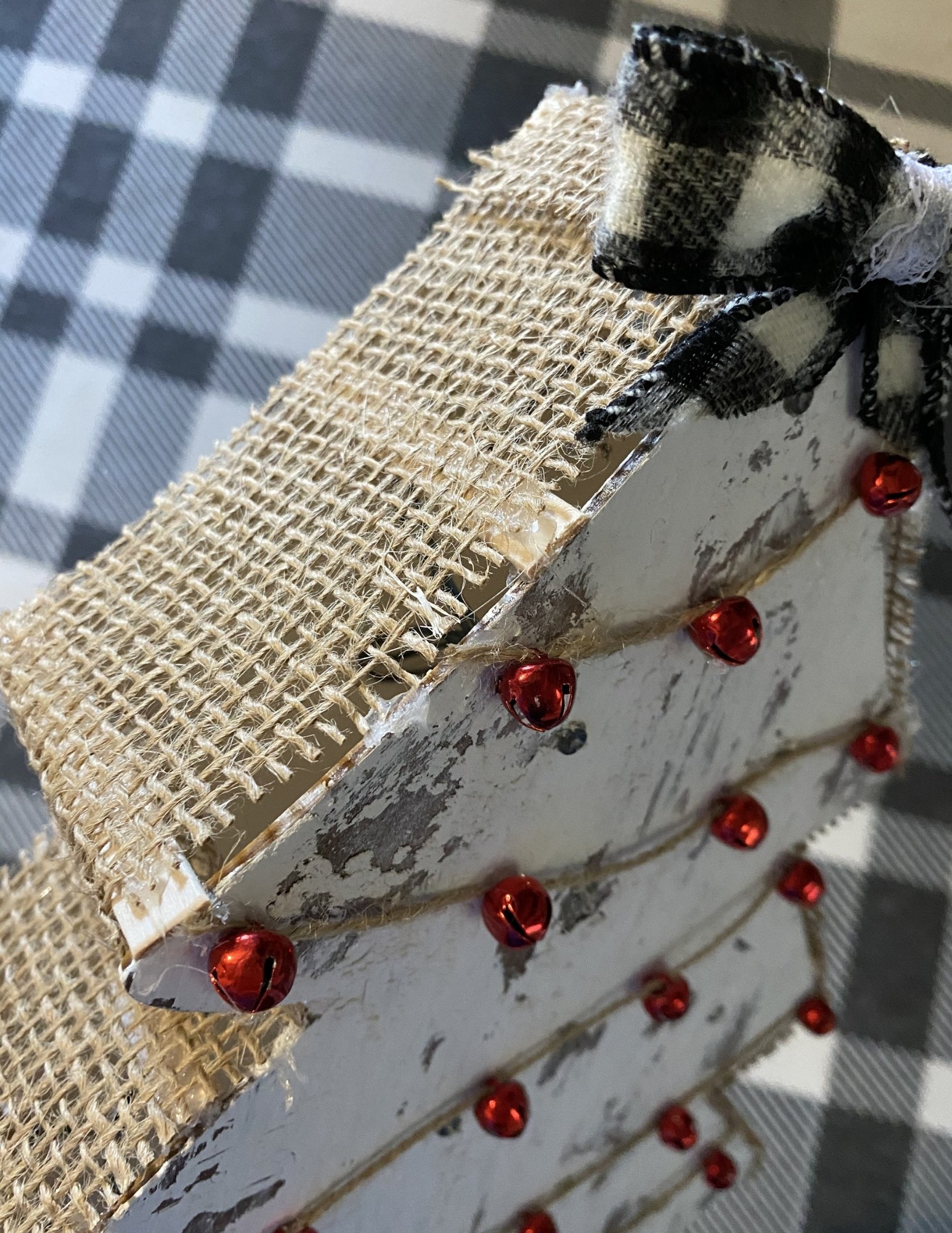 Chippy Christmas Tree DIY - The Makers Map with Amber Strong