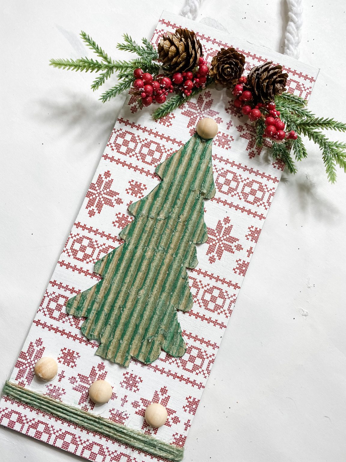 Dollar Tree Christmas Decor DIY With Cardboard - Affordable Holiday DIY