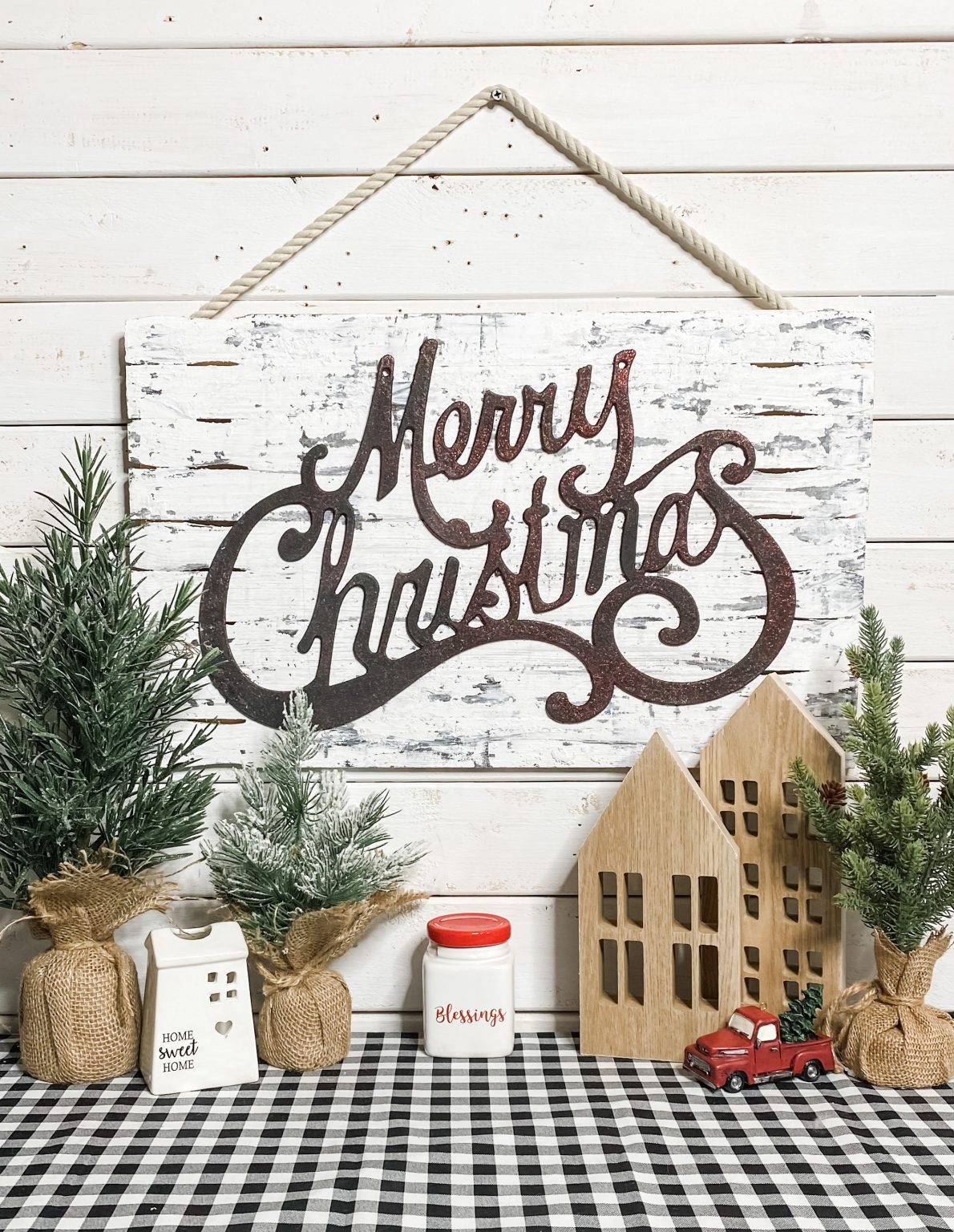 Black and White Chippy Christmas Decor - Affordable Christmas DIY