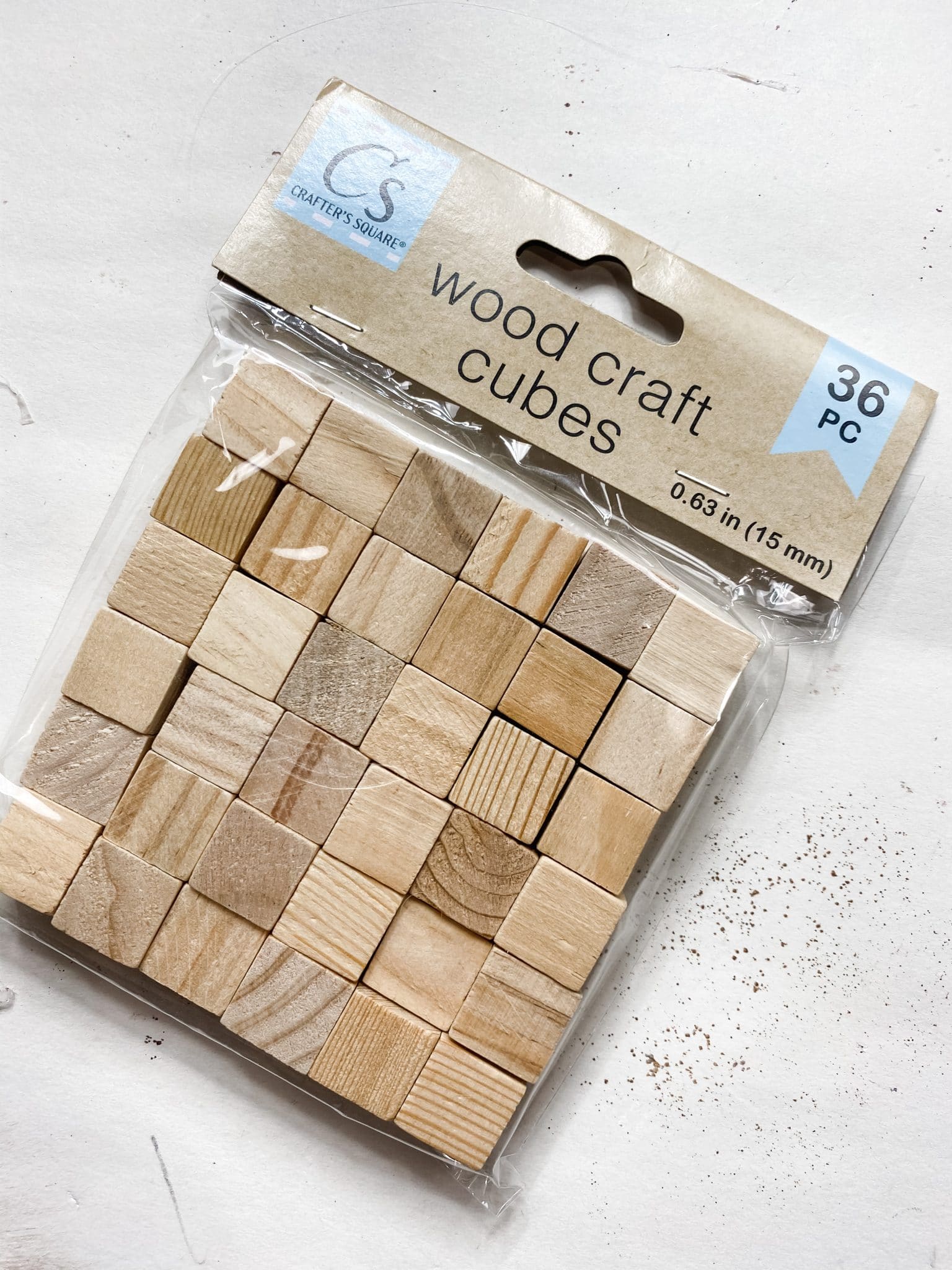 DIY Dollar Tree Winter Centerpiece