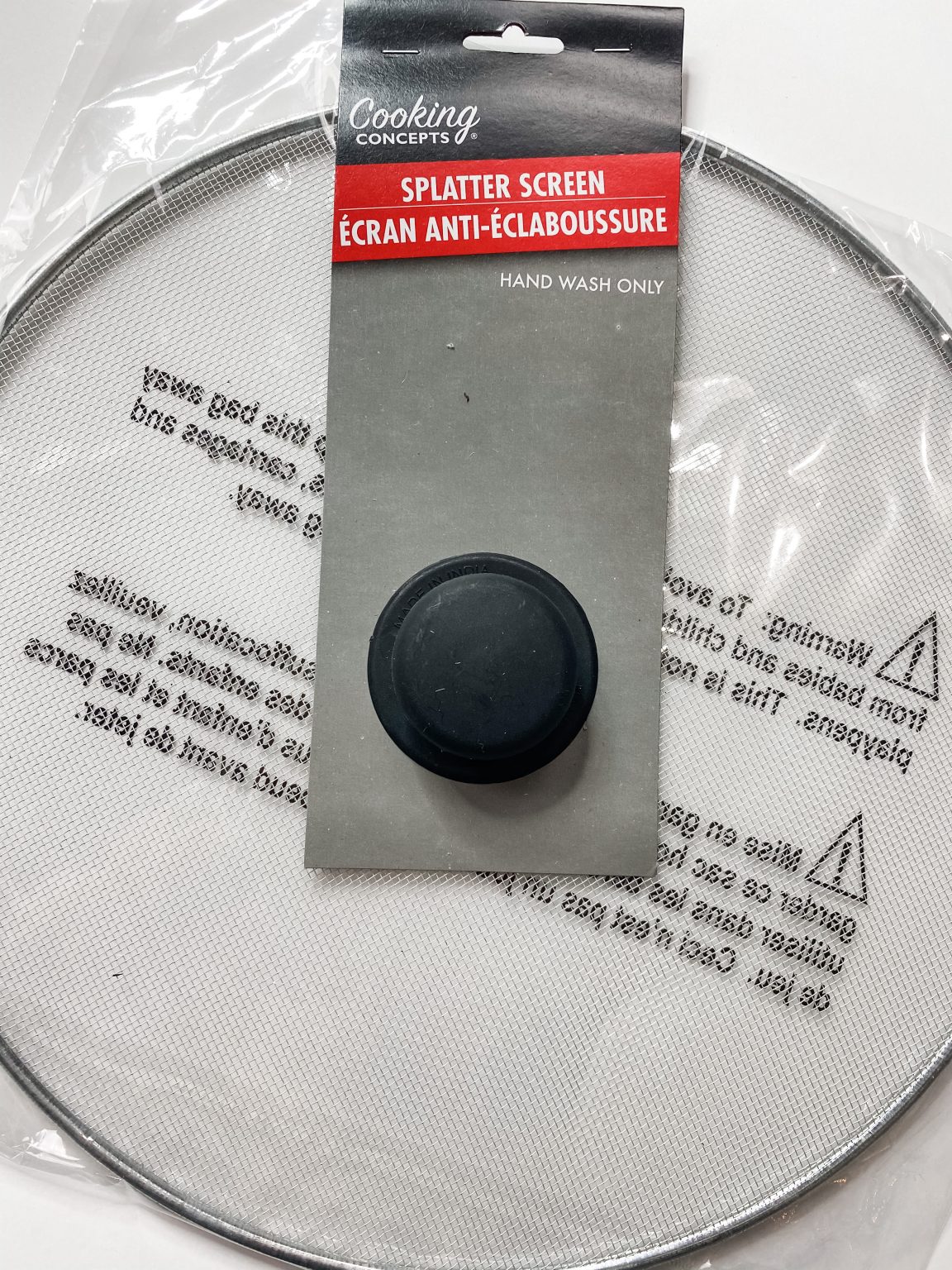 How to Make an Easy DIY Dollar Tree Splatter Screen Reindeer