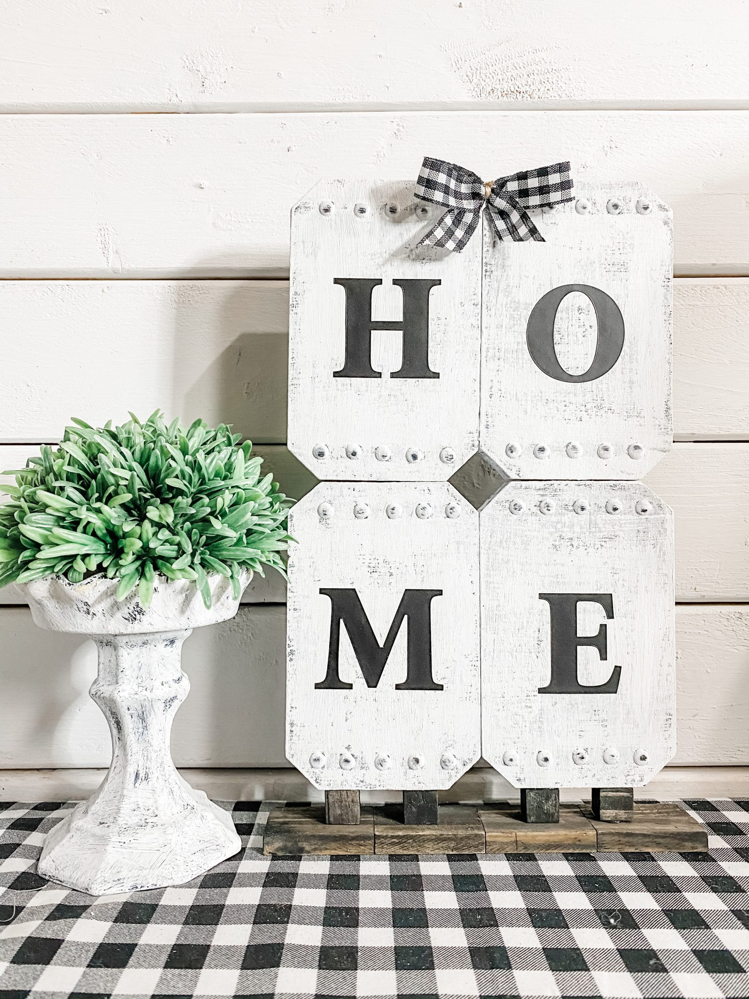 Dollar Tree DIY Home Decor Idea - DIY Decor Tutorial