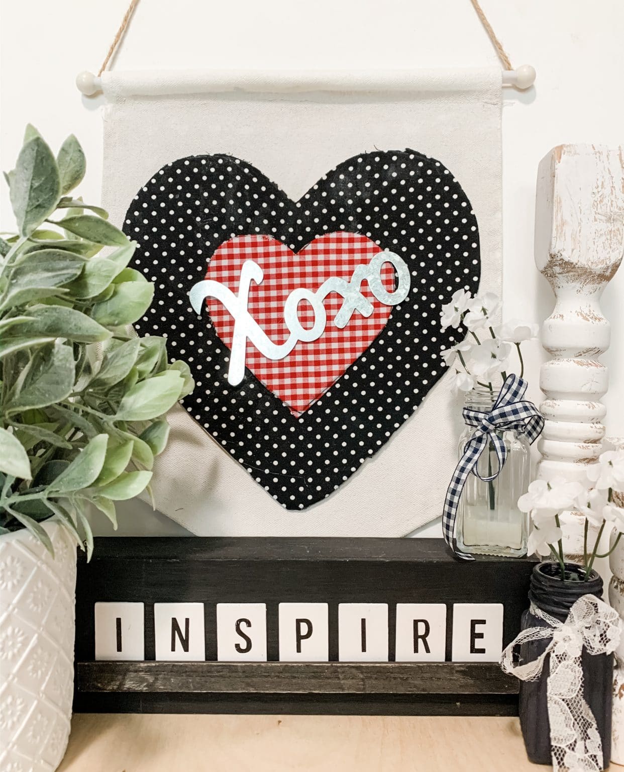 Dollar Tree Banner DIY Valentine's Day Decor - Easy Valentine's Decor