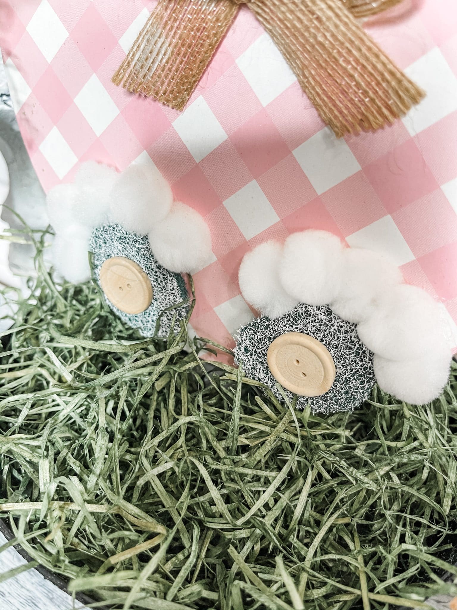 DIY Dollar Tree Paddle Board Easter Bunny - Easy Decor DIY Tutorial