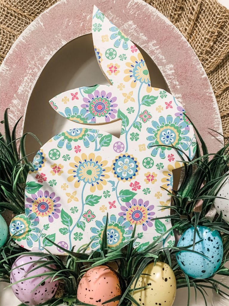 DIY Shabby Chic Easter Wreath - Easy Easter Decor