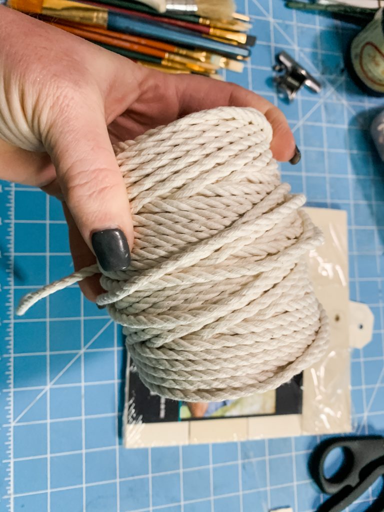 DIY Hanging Spring Welcome Decor - Easy DIY Tutorial