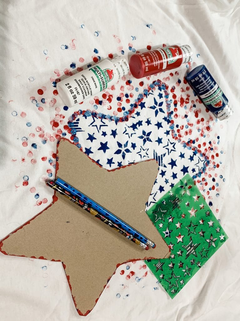 DIY 4th of July Shirt Idea - Easy Decor DIY Tutorial