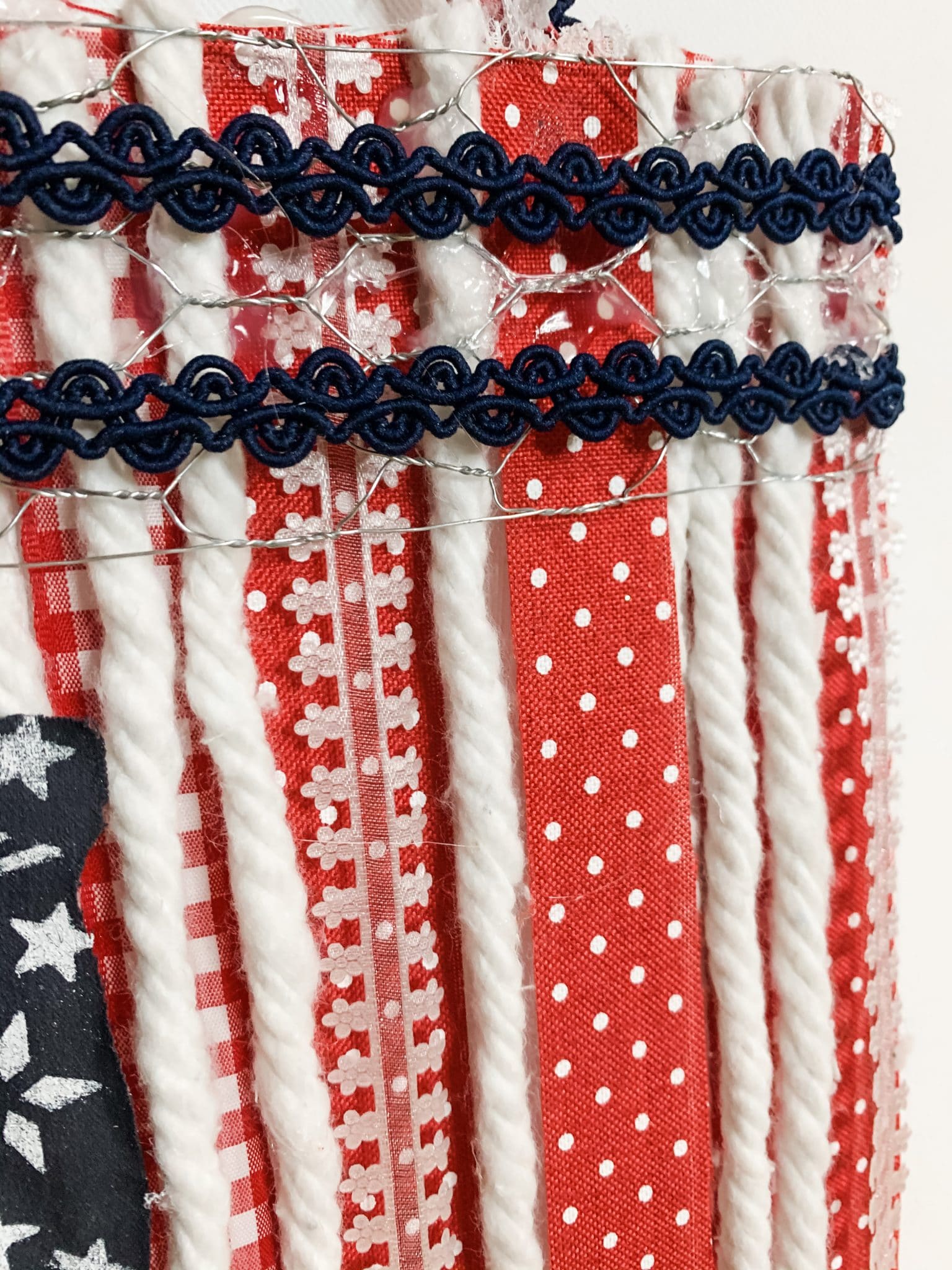 DIY Ribbon American Flag - Easy Decor DIY Tutorial