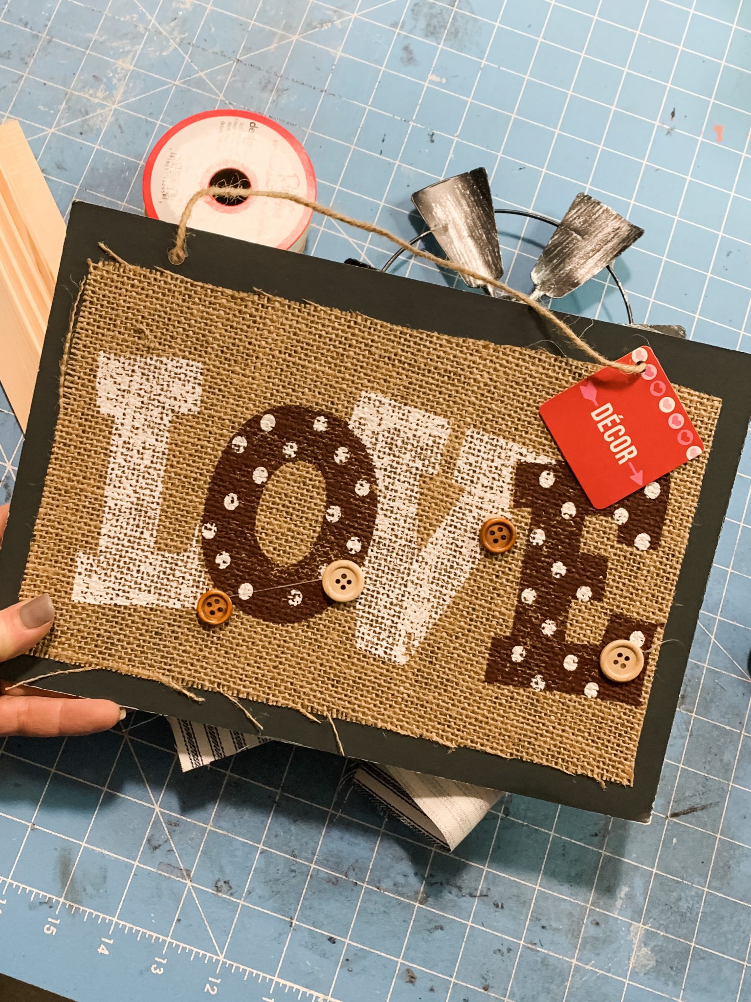 Dollar Tree Windmill DIY Home Decor Ideas - DIY Tutorial and Supply List