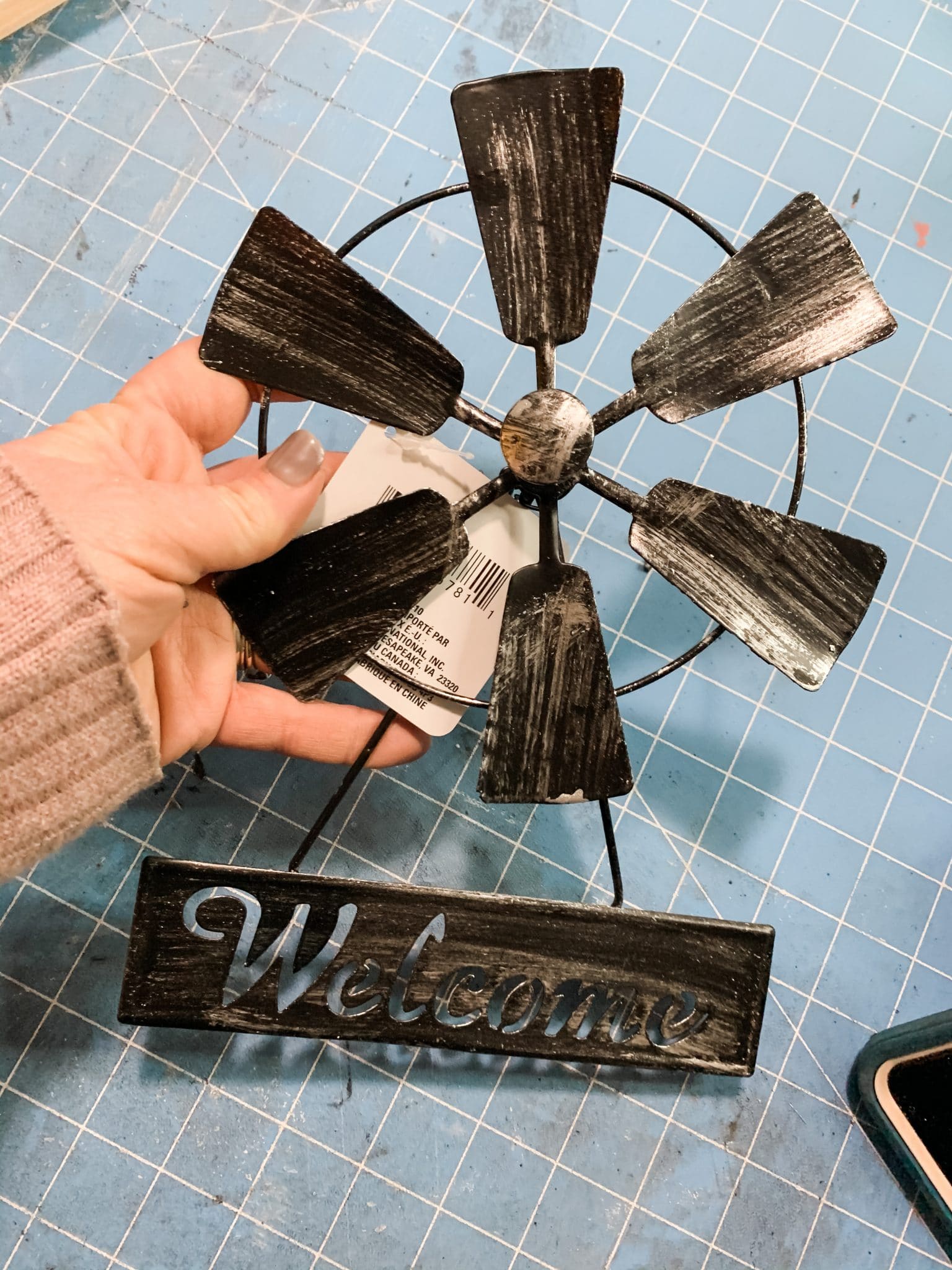 Dollar Tree Windmill DIY Home Decor Ideas - DIY Tutorial and Supply List