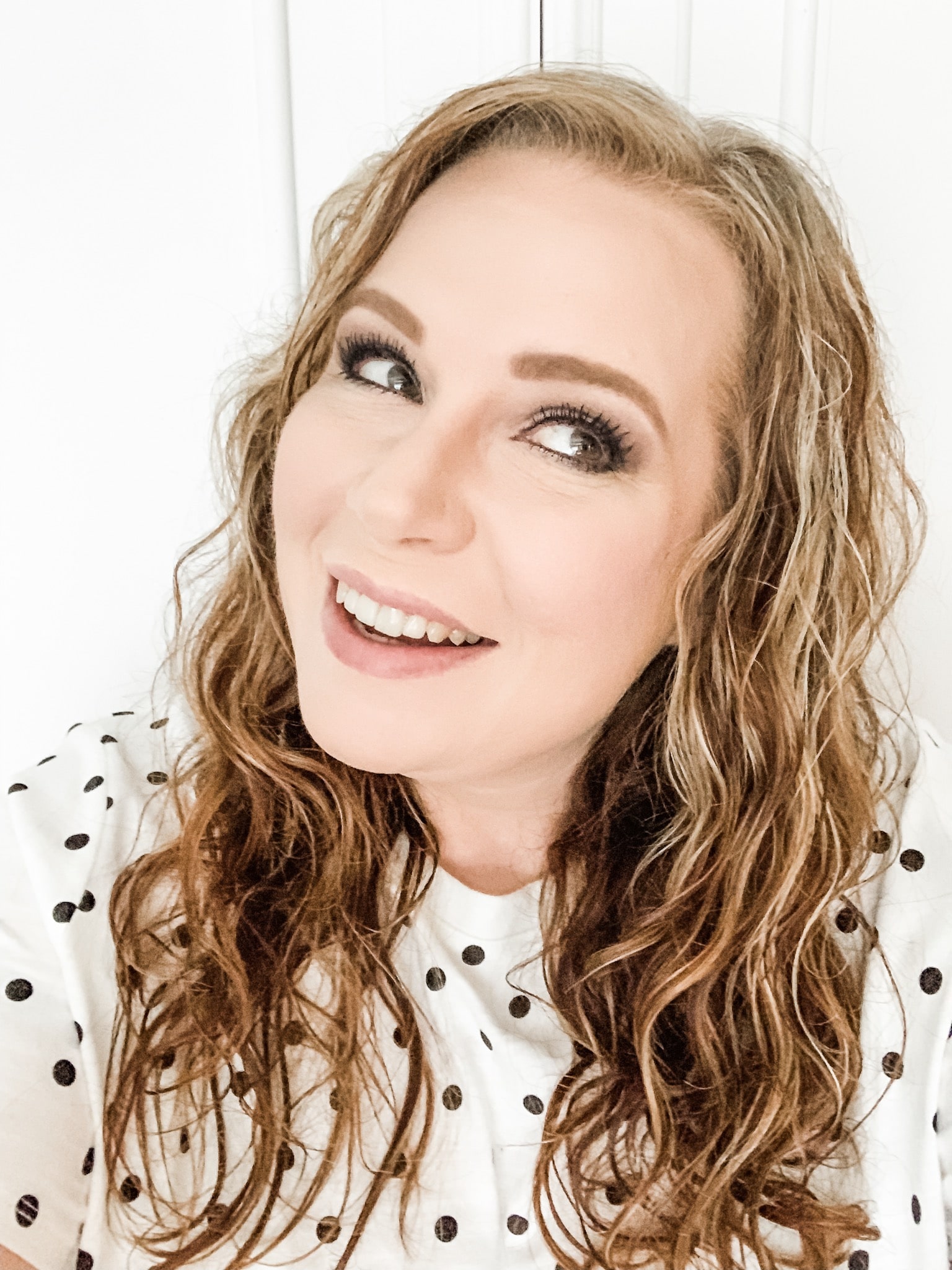 Amber Strong is a DIY Home AND Decor Blogger Influencer