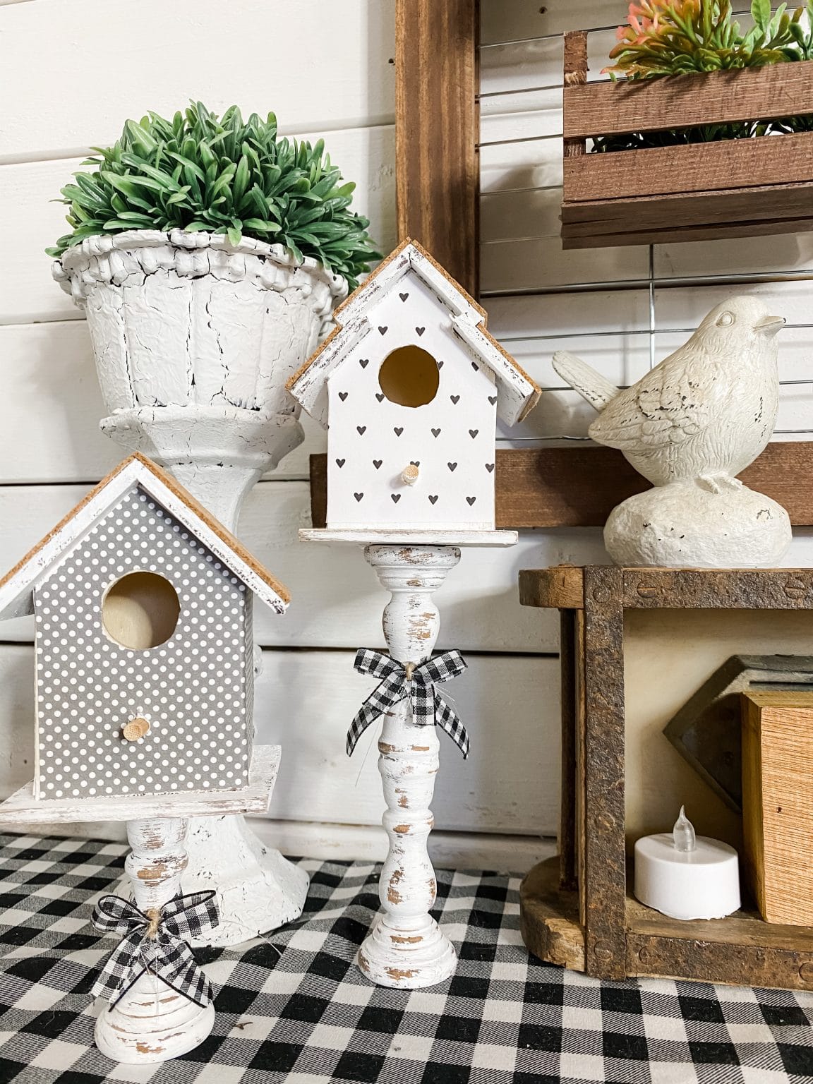 DIY Birdhouse Shelf Sitters - DIY Home Decor Ideas