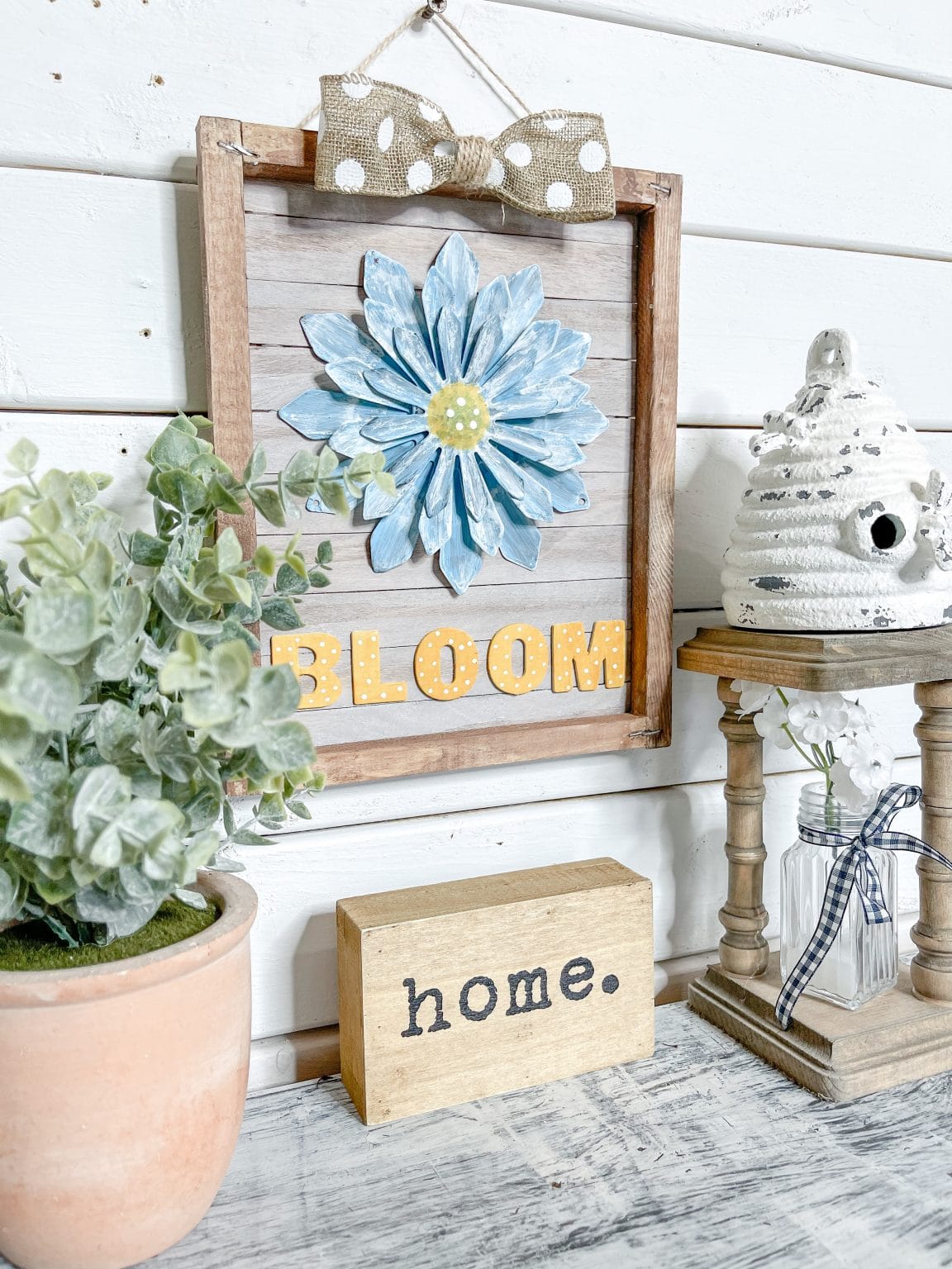 Easy Reverse Canvas DIY Decor for Summer or Spring