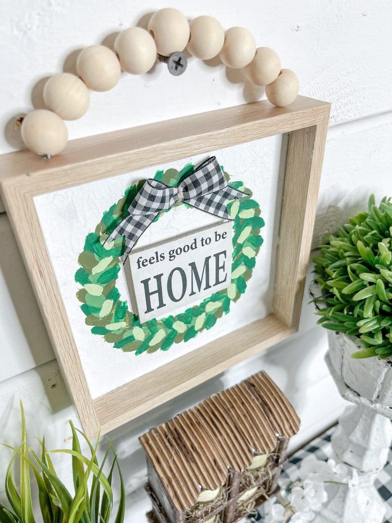 Easy DIY Painted Wreath Sign - Easy DIY Decor Tutorial