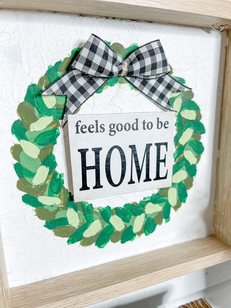 Easy DIY Painted Wreath Sign - Easy DIY Decor Tutorial