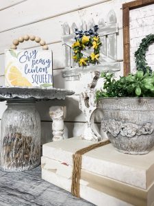 Easy Peasy Lemon Squeezy Napkin DIY Decor - Easy DIY Tutorial