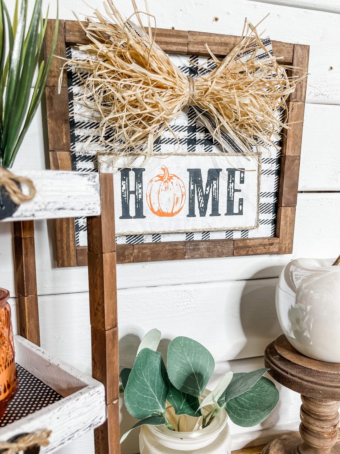 DIY Stenciled Home Fall Sign - DIY Fall Home Decor Tutorial