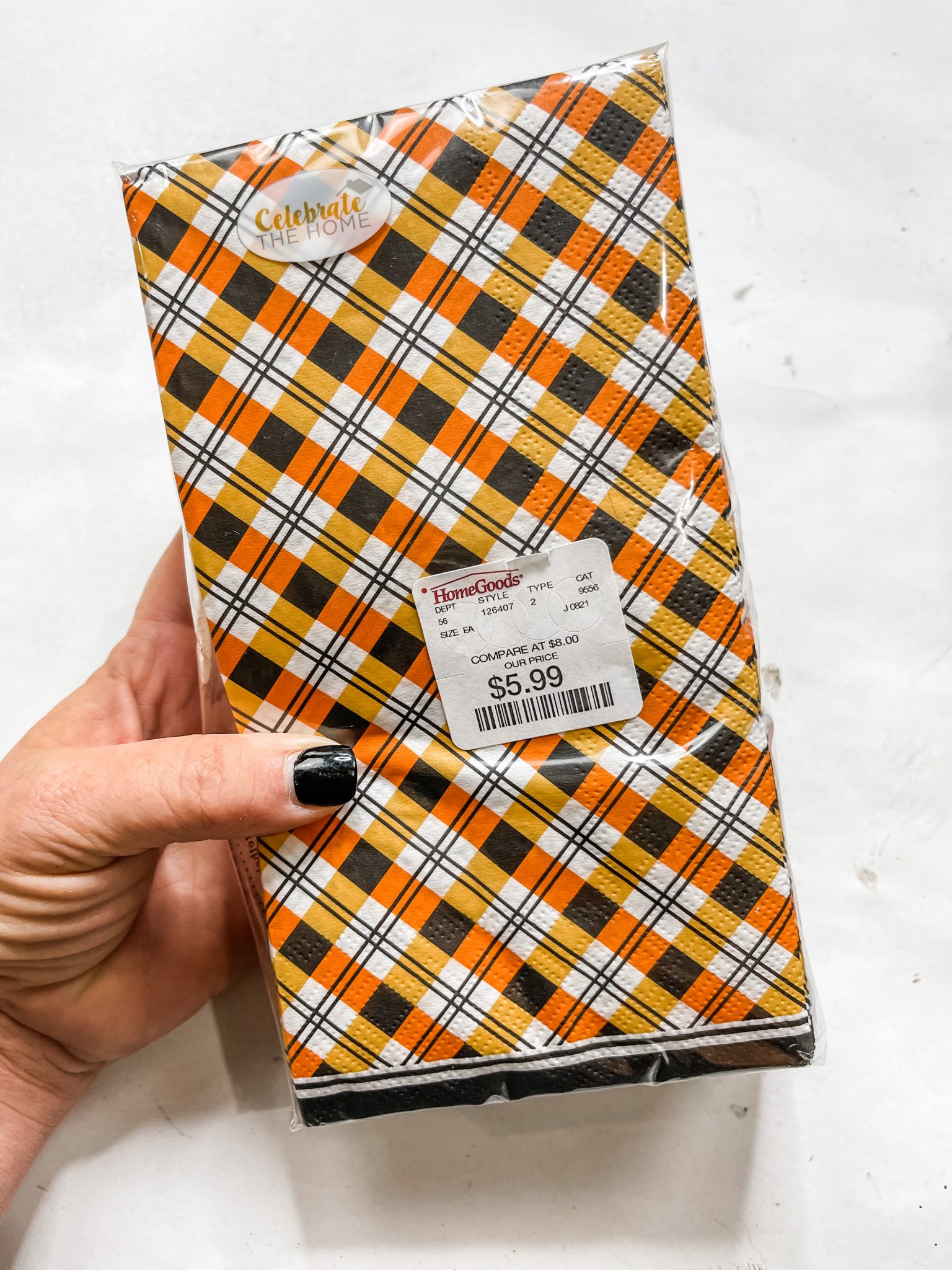 DIY Pumpkin Patch Sign with Napkins - Affordable Home Decor Tutorial