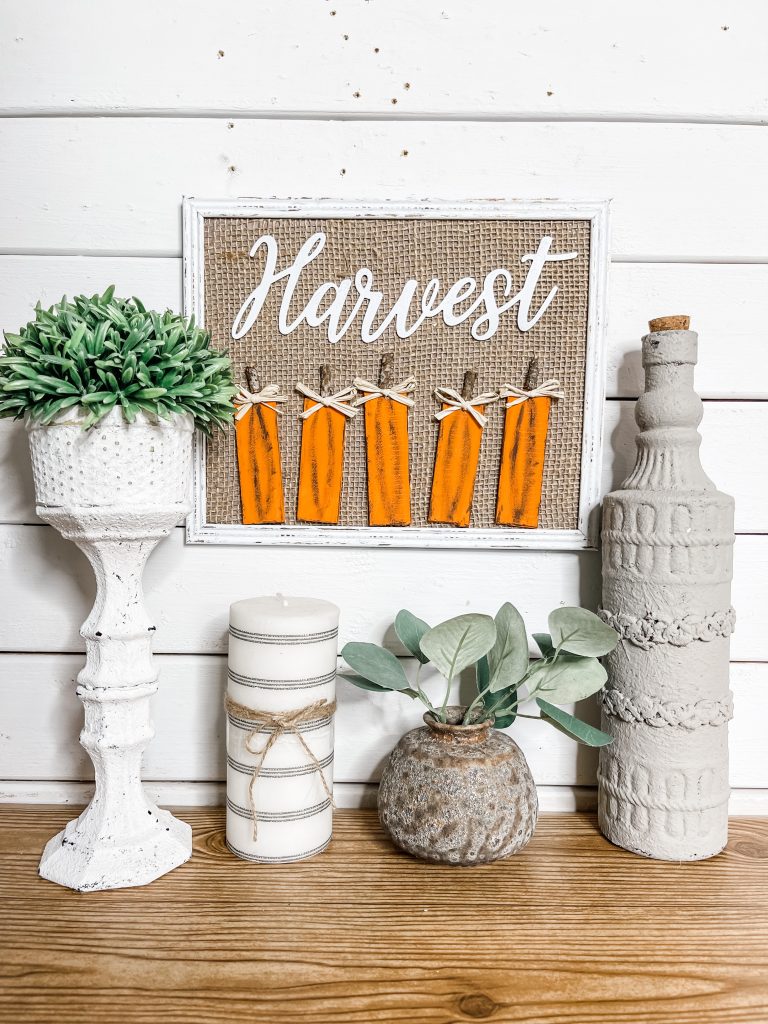 DIY Fall Harvest Pumpkin Sign - DIY Fall Decor Tutorial