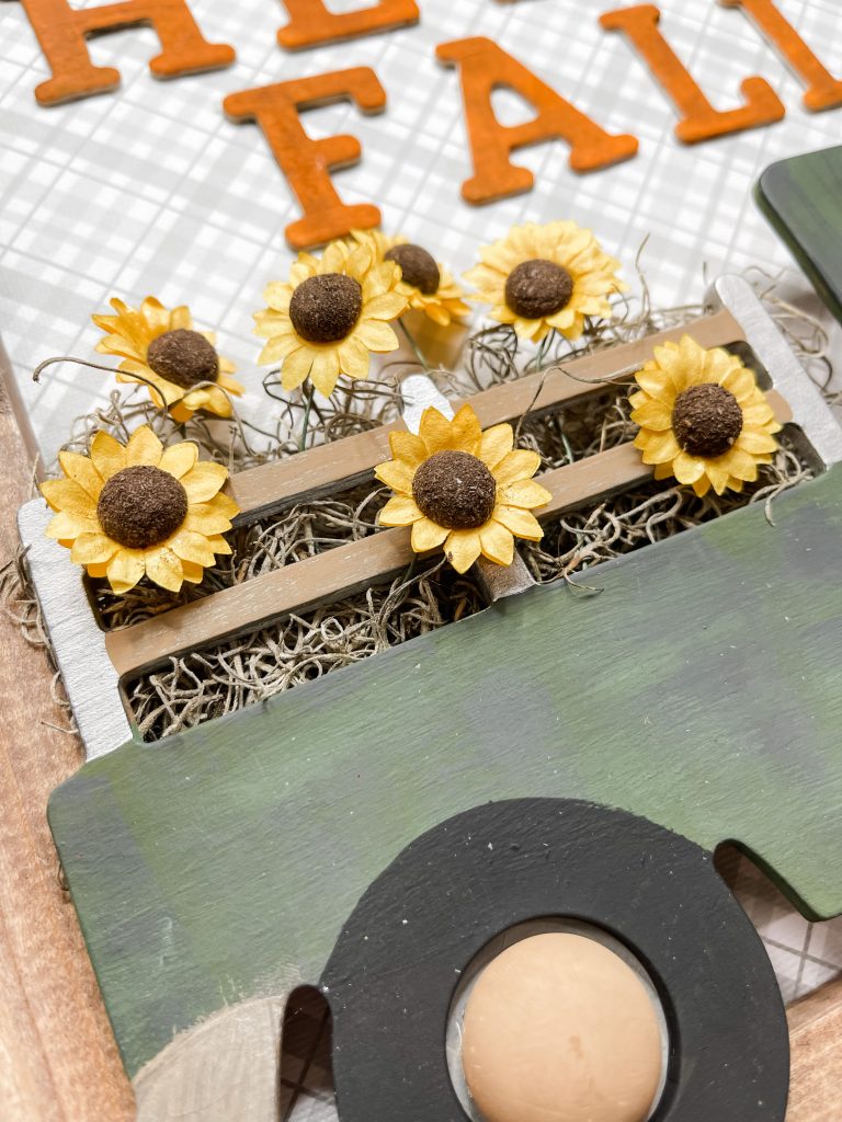 DIY Hello Fall Sign - DIY Fall Decor Tutorial