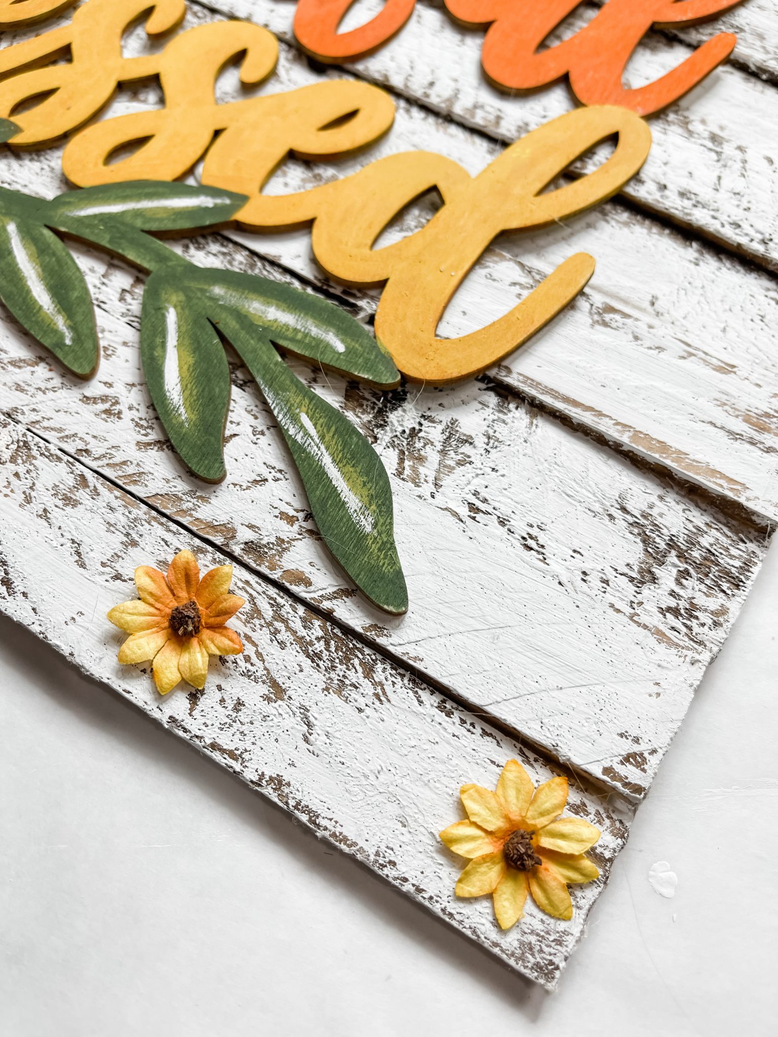DIY Thankful and Blessed Fall Sign - Affordable Home Decor Tutorial