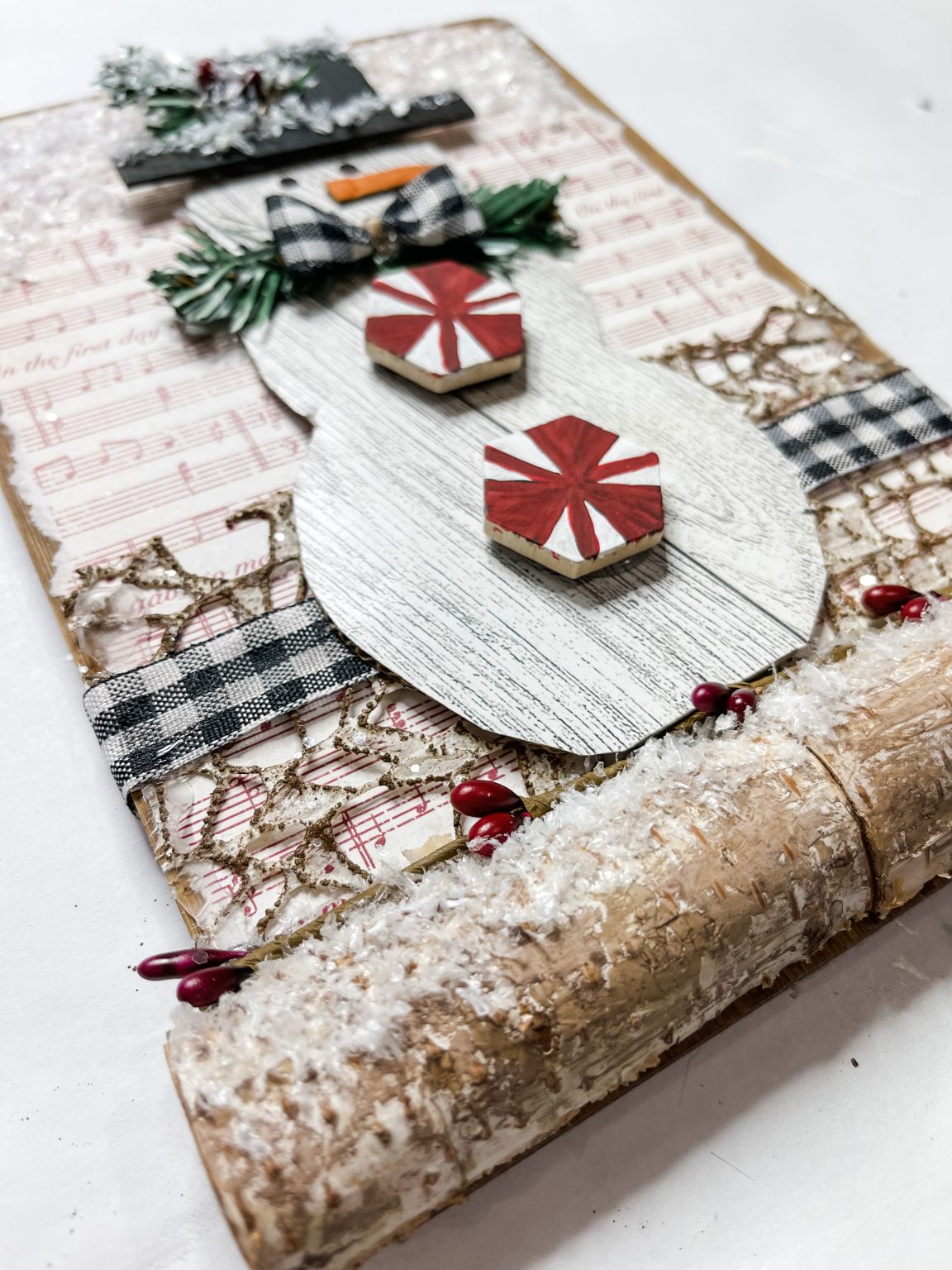 Cardboard Snowman DIY Decor - Dollar Tree Craft Idea