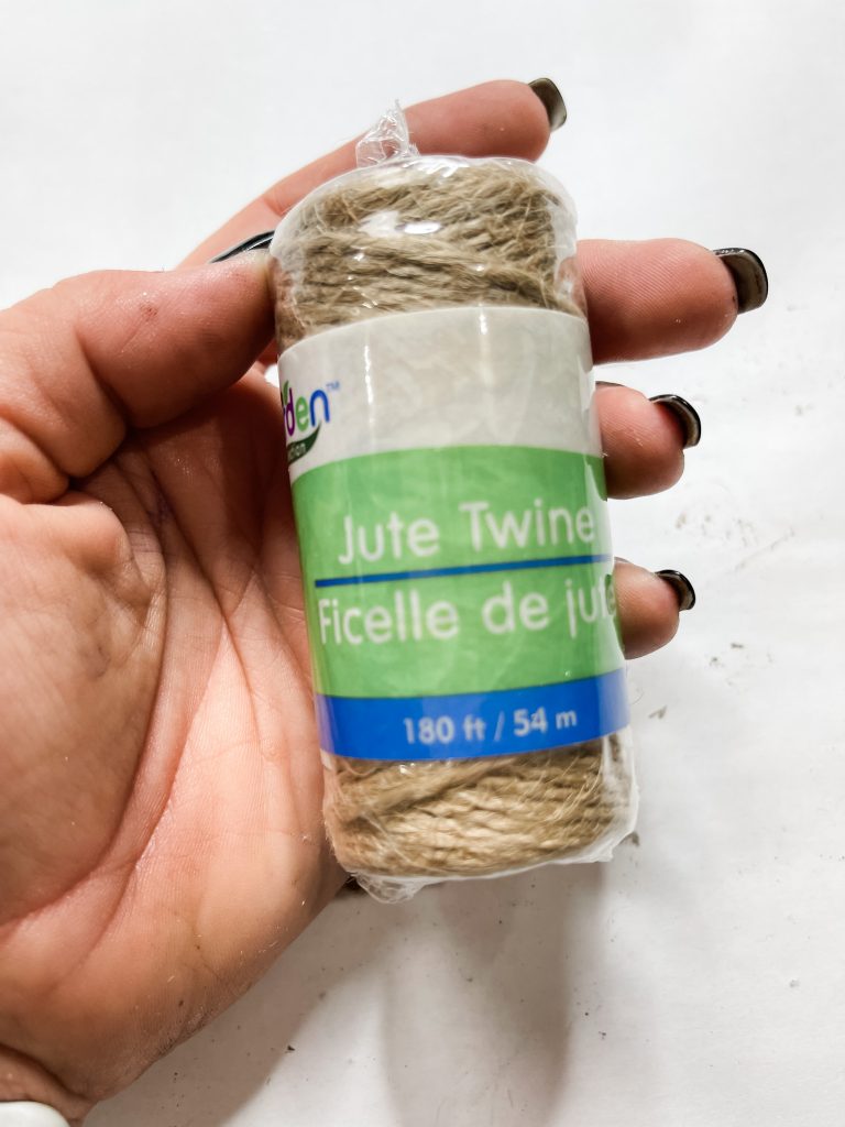 Wood Bead Christmas Tree Sign - Dollar Tree Craft Idea