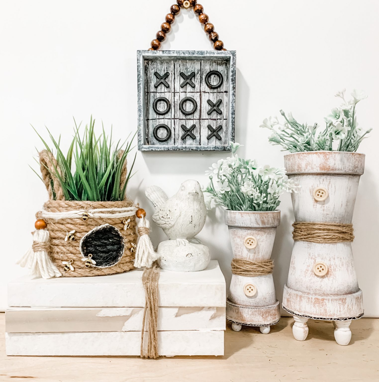 Stacked Terra-Cotta Pots - Easy DIY Idea