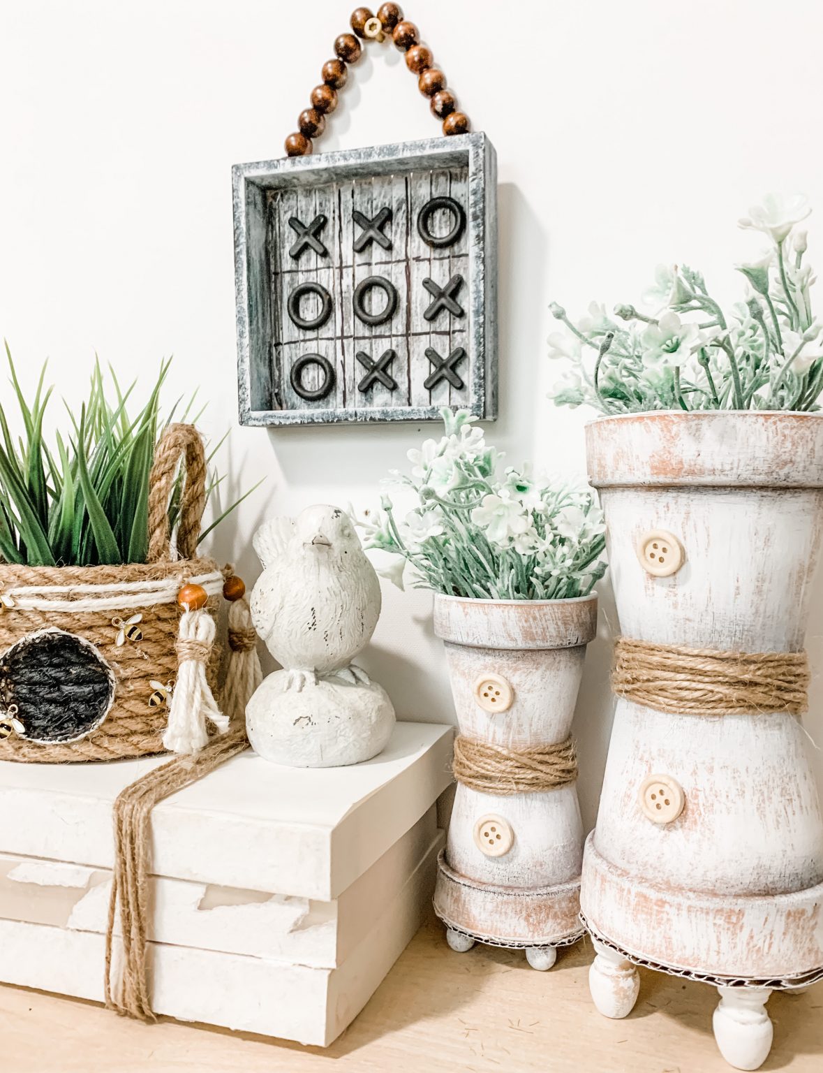 Stacked Terra-Cotta Pots - Easy DIY Idea