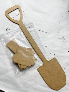 DIY Decorative Shovel - Easy DIY Tutorial