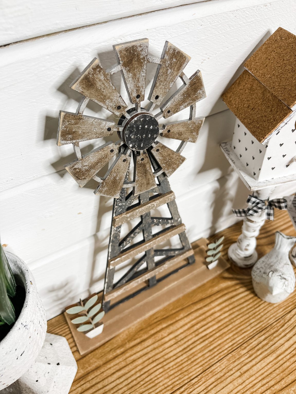 DIY Decorative Windmill - Easy DIY Tutorial