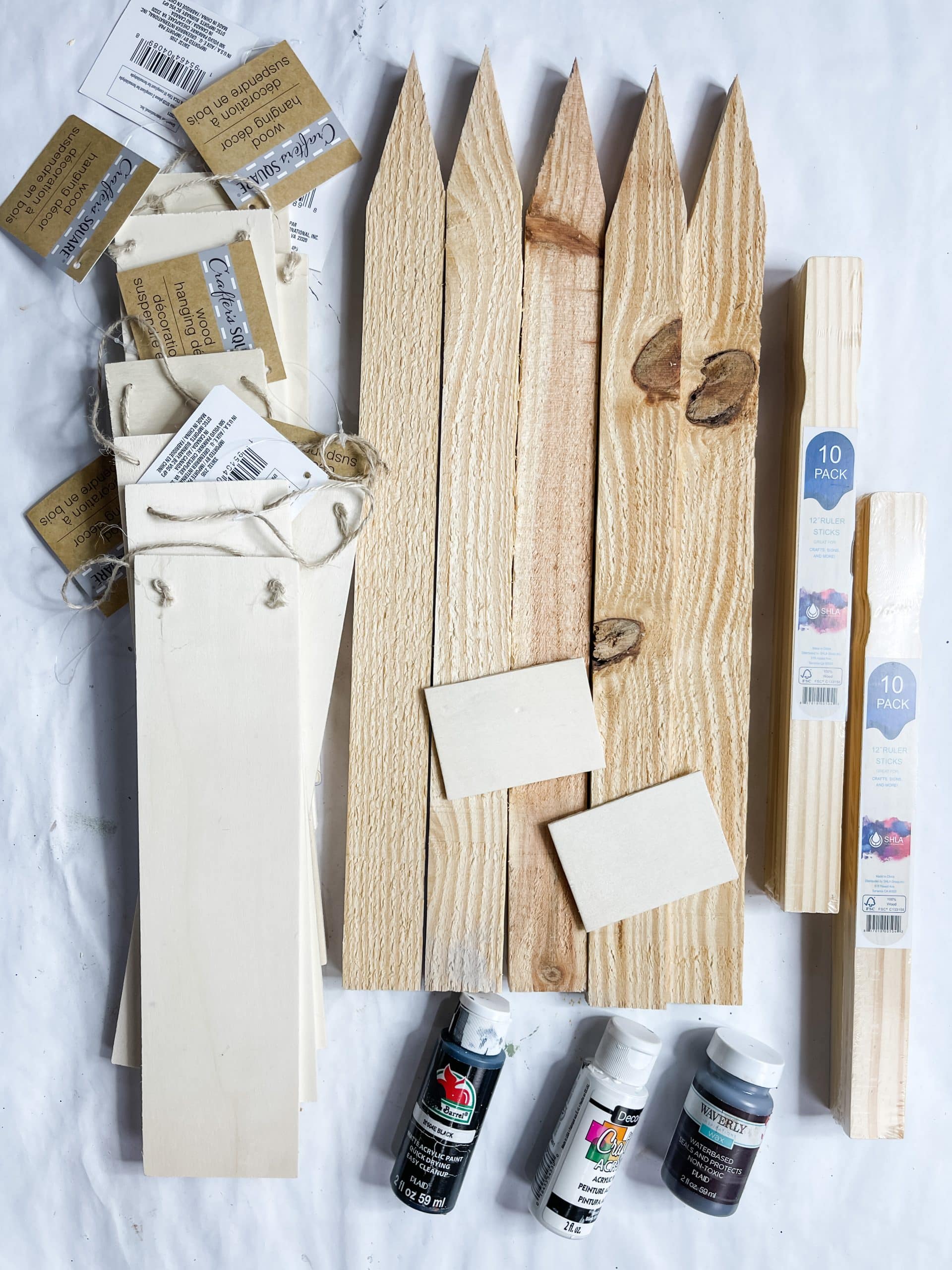 Picket Fence Planter and Shelf - A Creative Haven Project