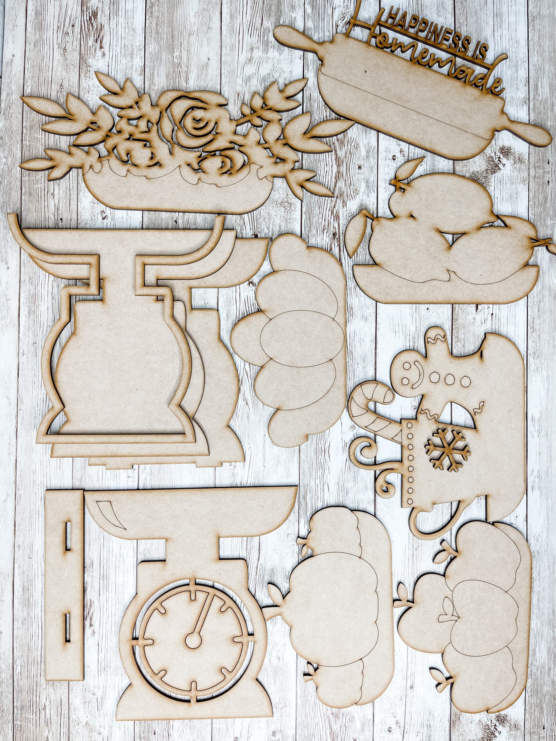 Interchangeable Decorative Farmhouse Scale - Easy DIY Tutorial