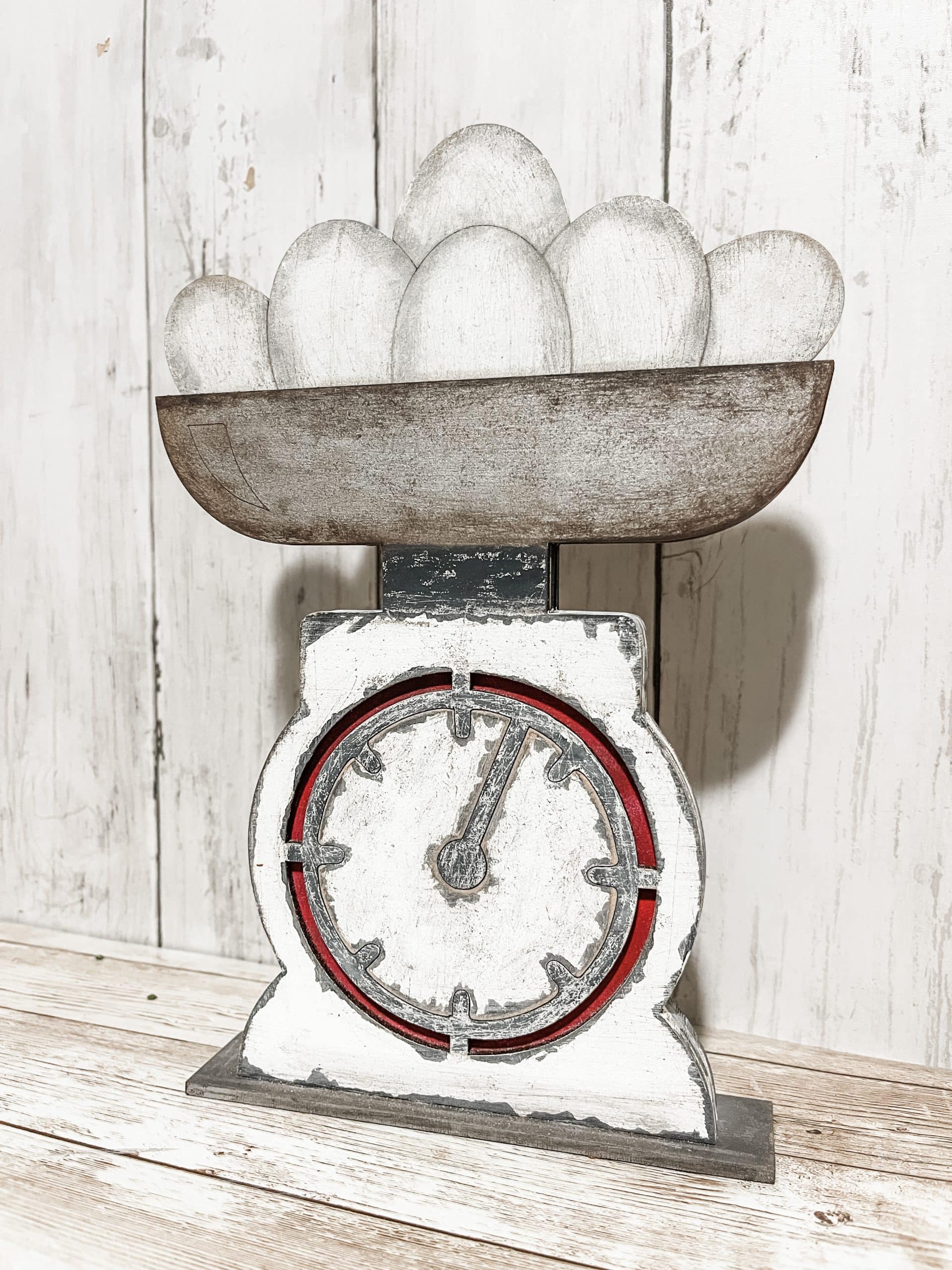 Interchangeable Decorative Farmhouse Scale - Easy DIY Tutorial