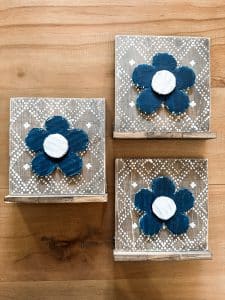 Set of Flower Shelf Sitters - Easy DIY Tutorial