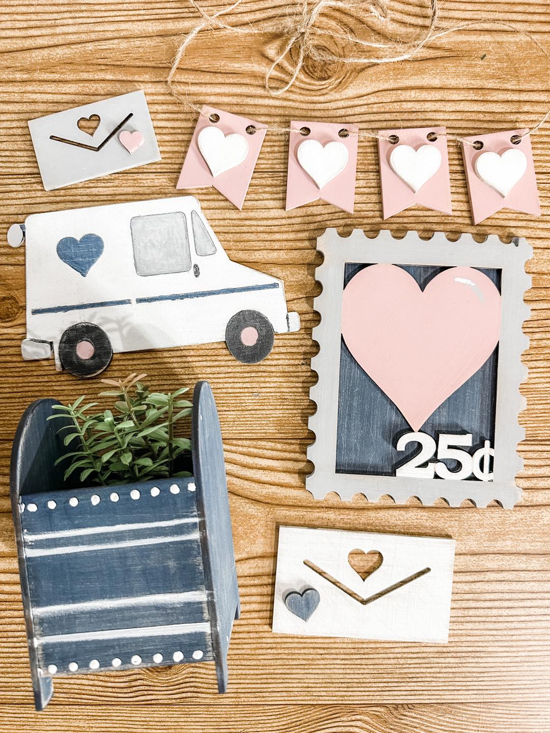 Crafty Crate Subscription Box - The Makers Map with Amber Strong