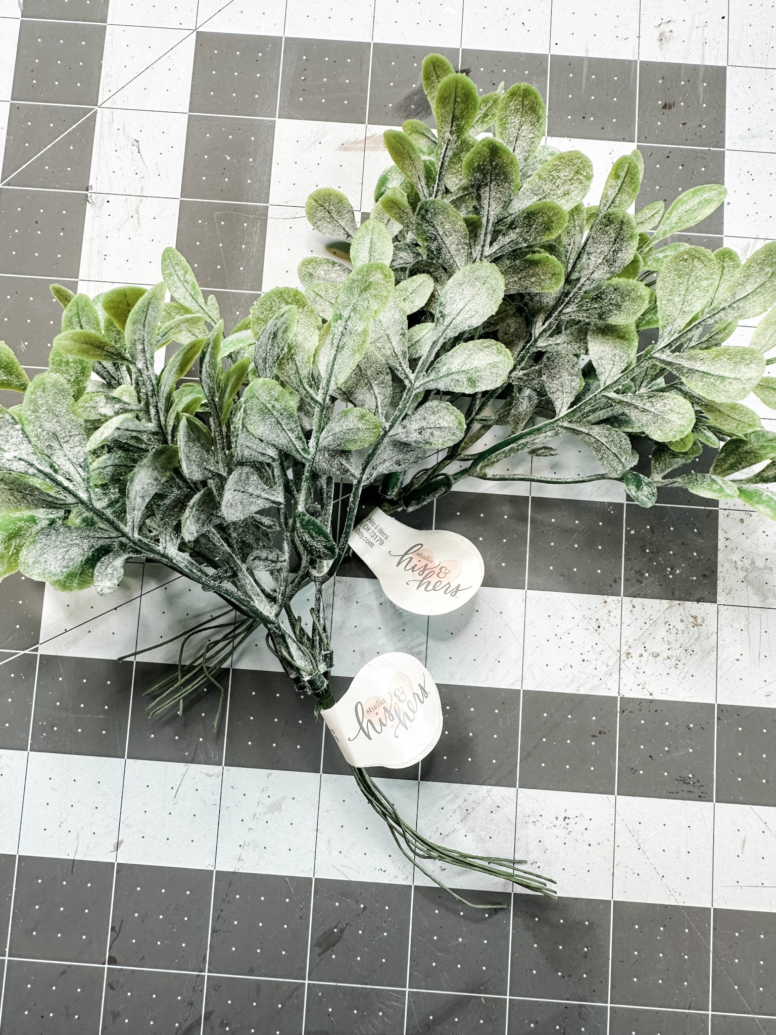 Shabby Chic Style Smash Can Project - A Creative Haven Project