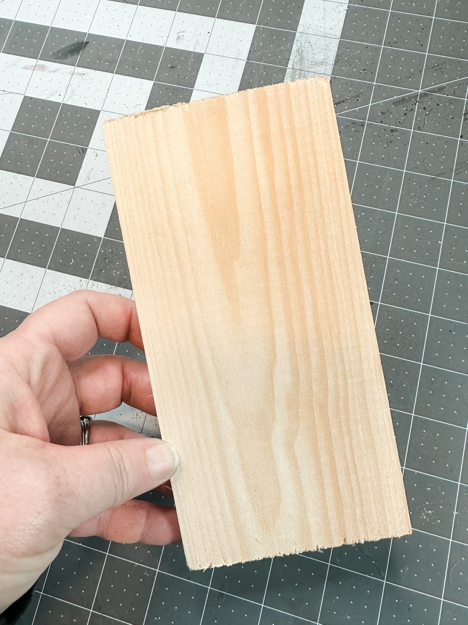 Shabby Chic Style Smash Can Project - A Creative Haven Project