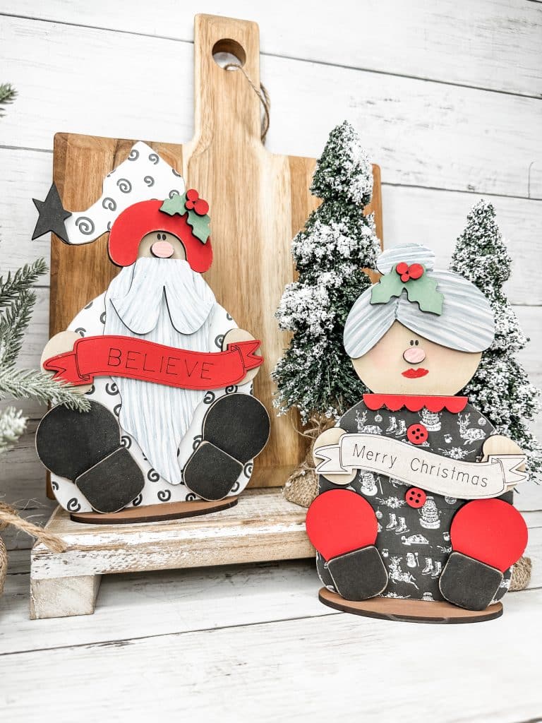 Decorative Grandma and Grandpa Claus - Easy DIY Idea