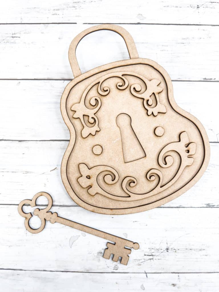 Faux Rusted Antique Lock and Key - Easy DIY Tutorial